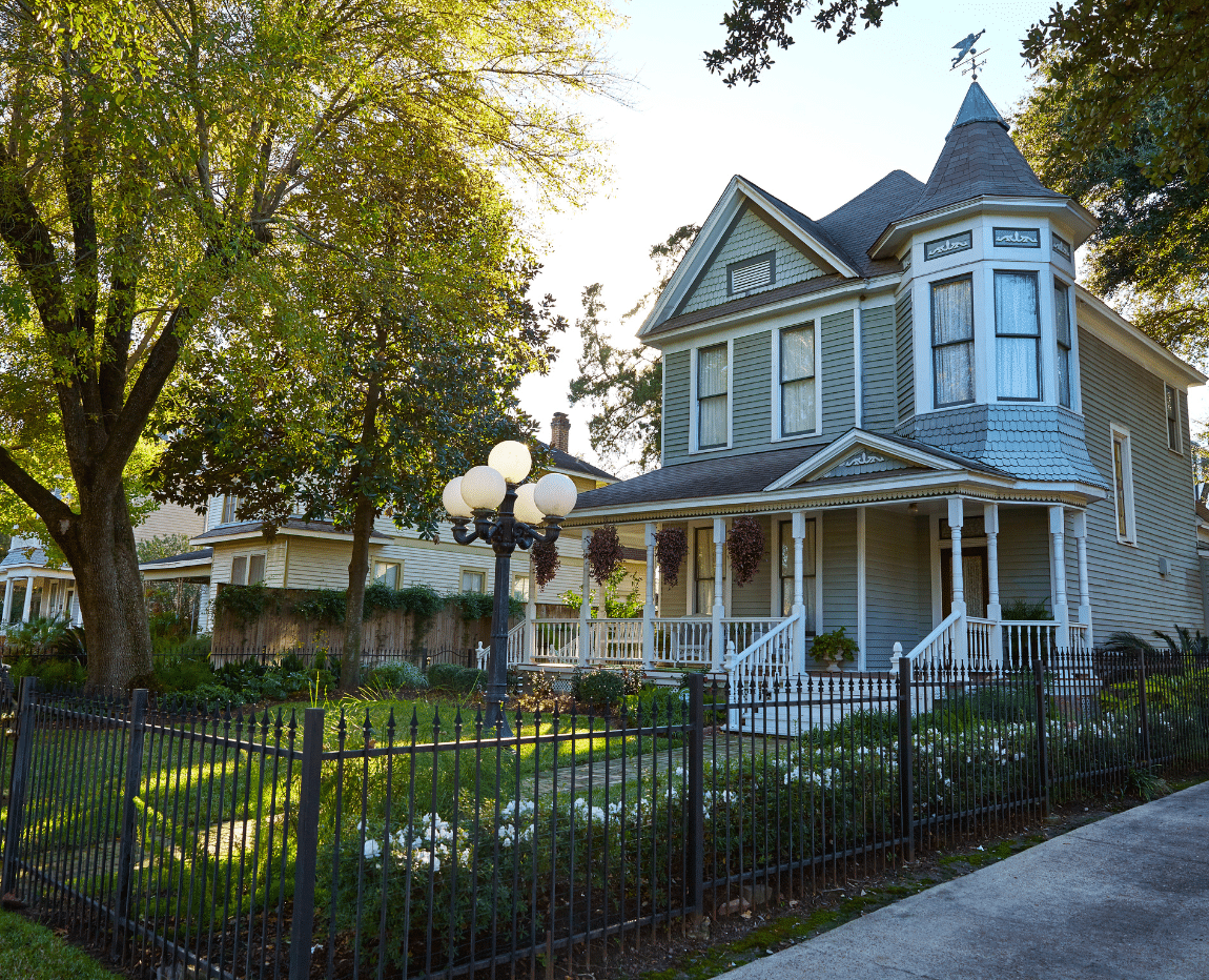 Waste Management in The Heights Houston